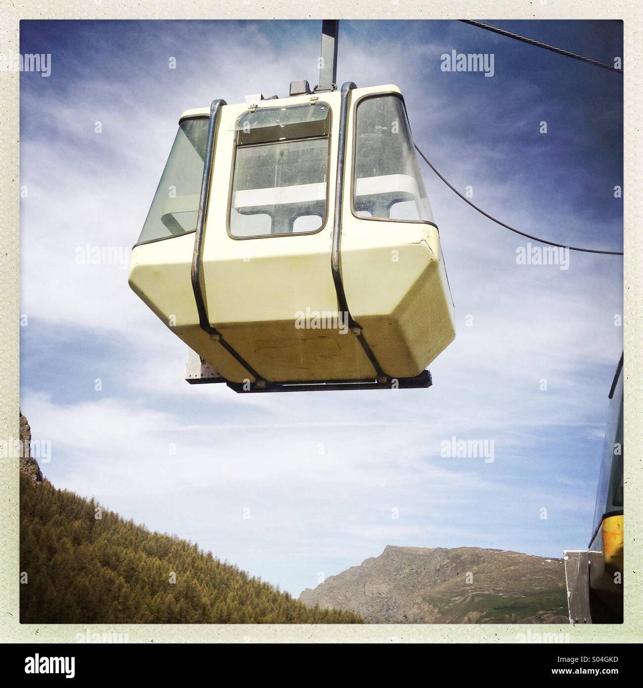 Alpine cable car Stock Photo - Alamy