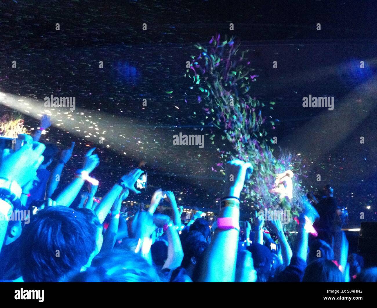 One big happy crowd Stock Photo - Alamy