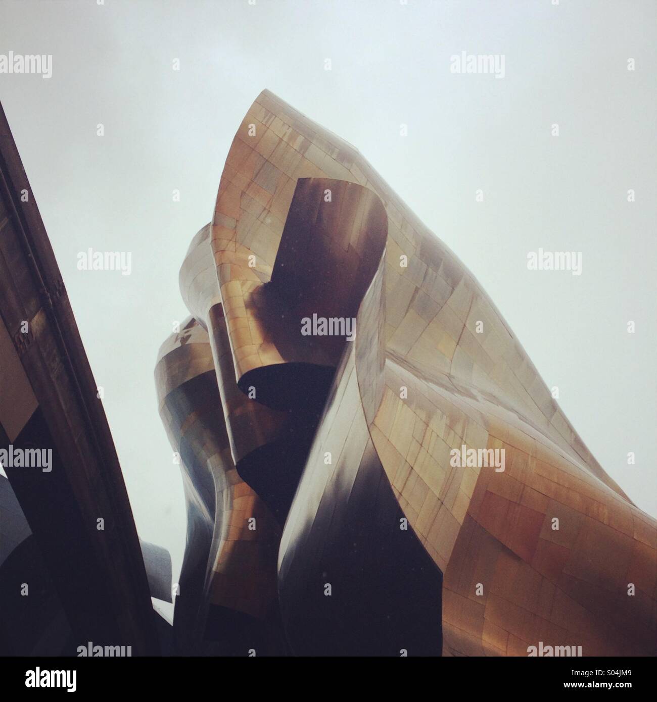 Abstract Sculpture Bronze High Resolution Stock Photography and Images ...