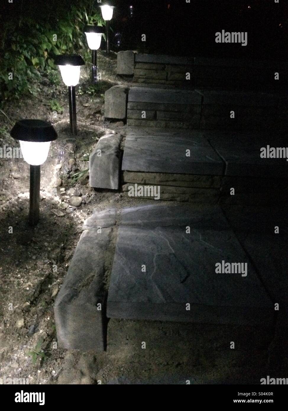 Light stone path hi-res stock photography and images - Alamy