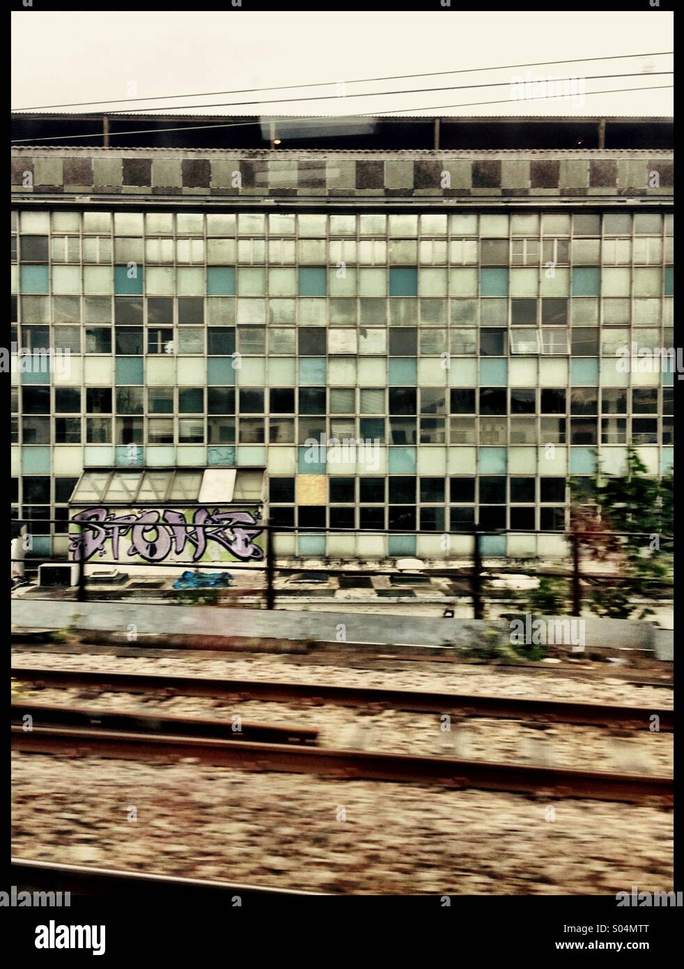 Rundown building hi-res stock photography and images - Alamy