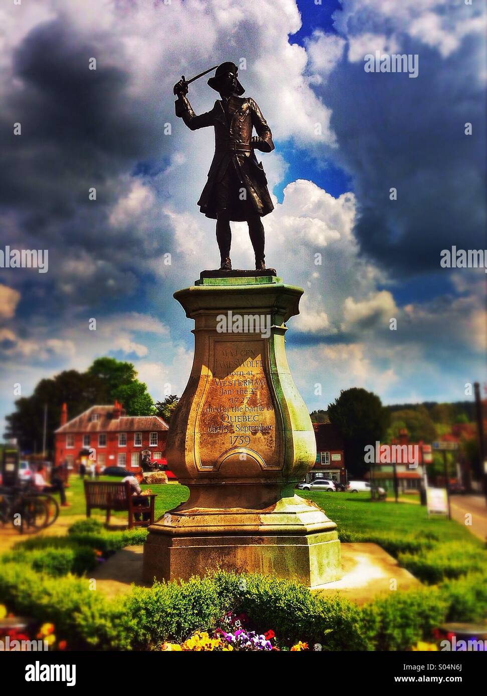Statue westerham hi-res stock photography and images - Alamy