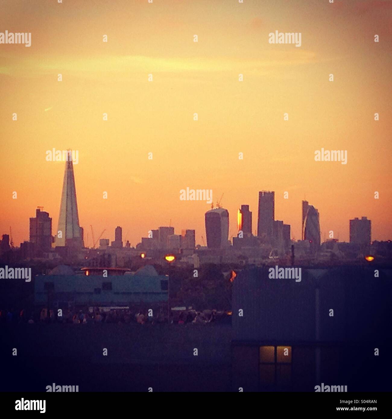 London skyline sunset hi-res stock photography and images - Alamy