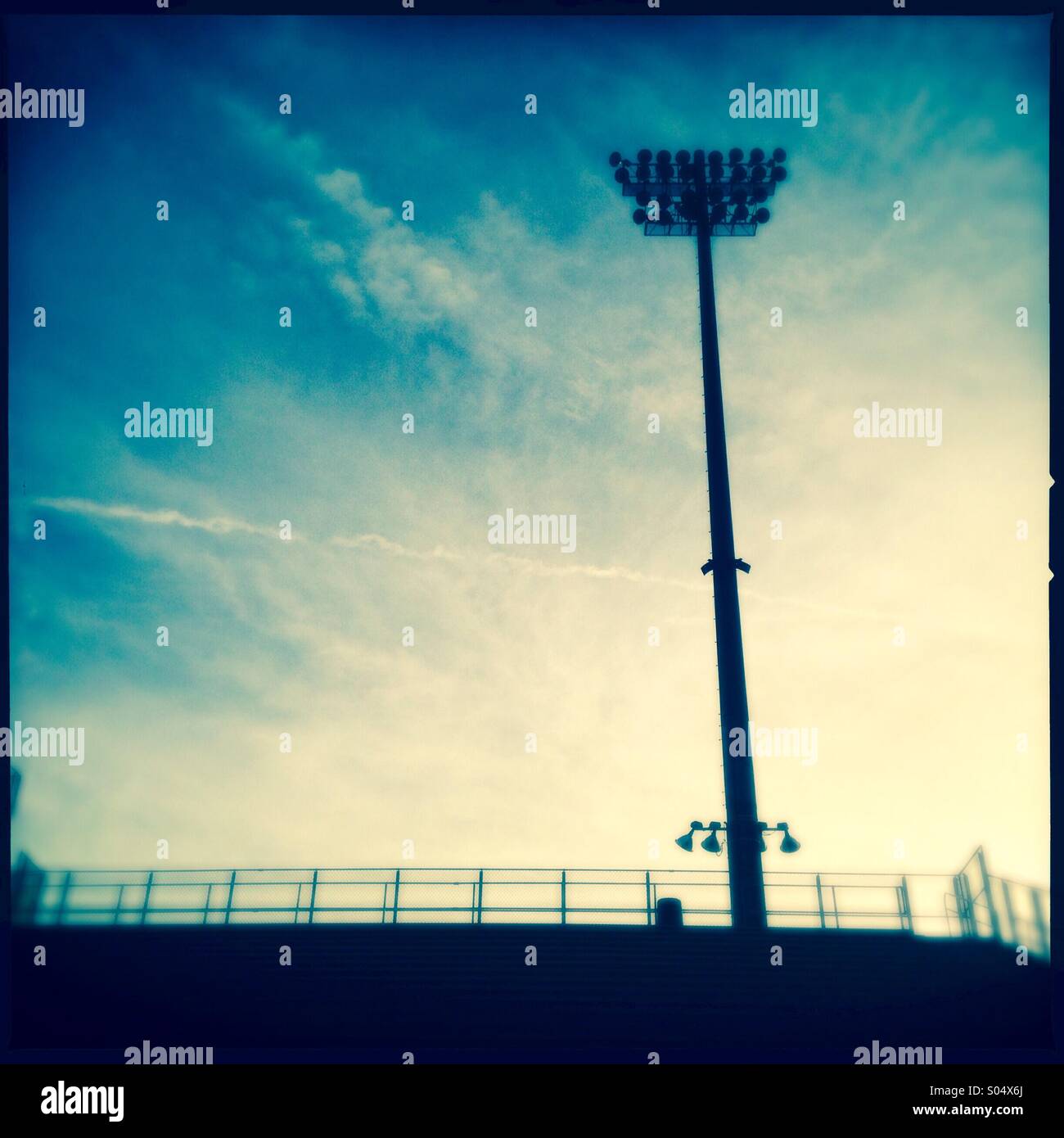 Dark stadium hi-res stock photography and images - Alamy