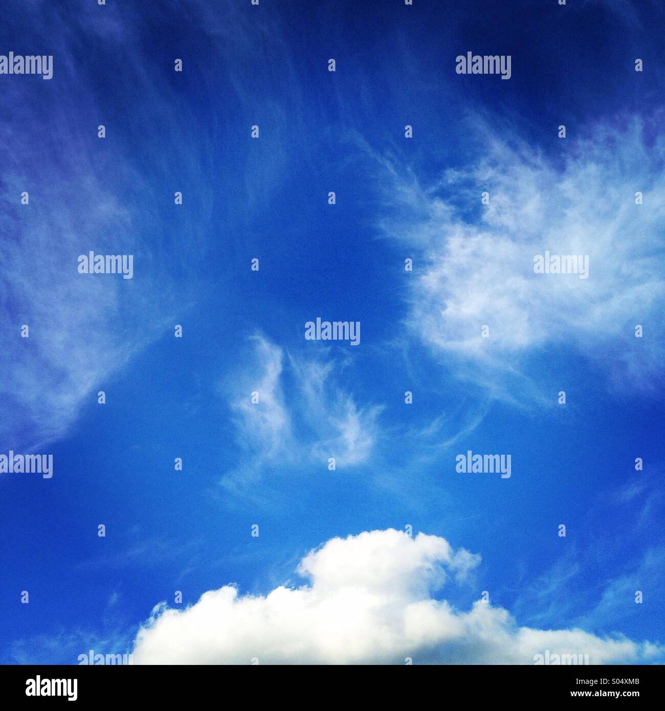 Strato cumulus clouds hi-res stock photography and images - Alamy