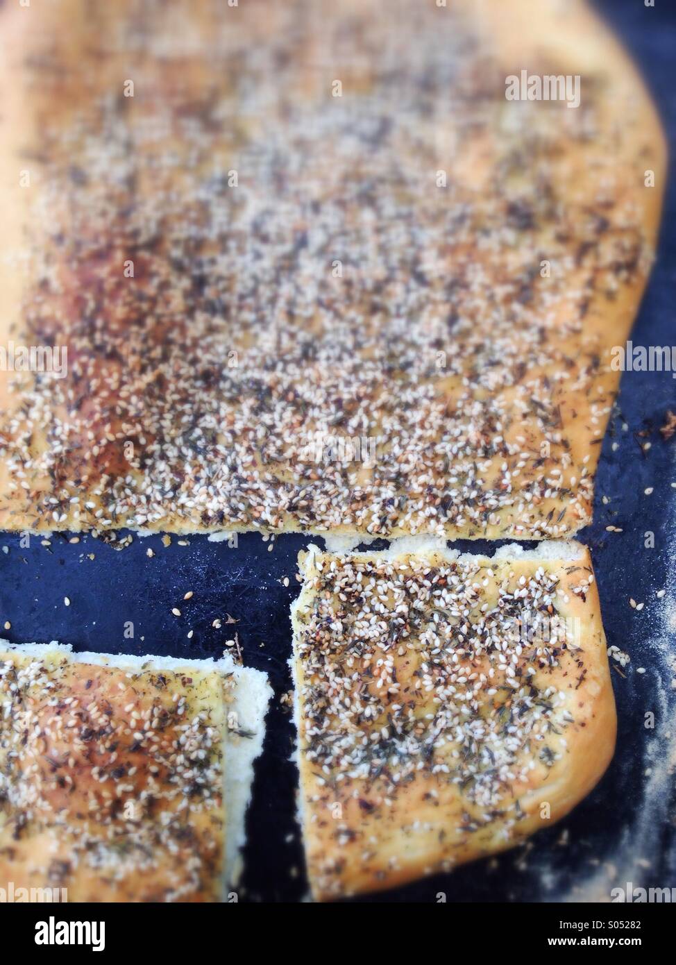 Maneesh bread hi-res stock photography and images - Alamy
