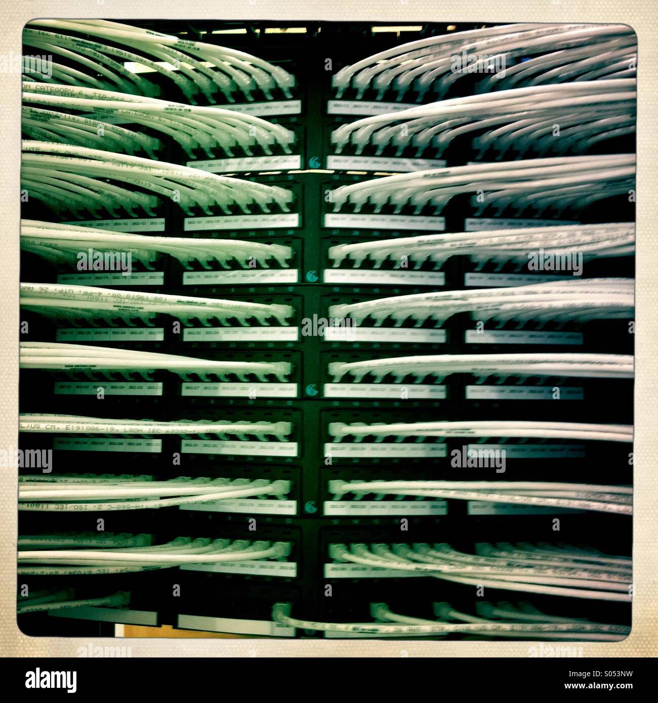 Computer wires hi-res stock photography and images - Alamy