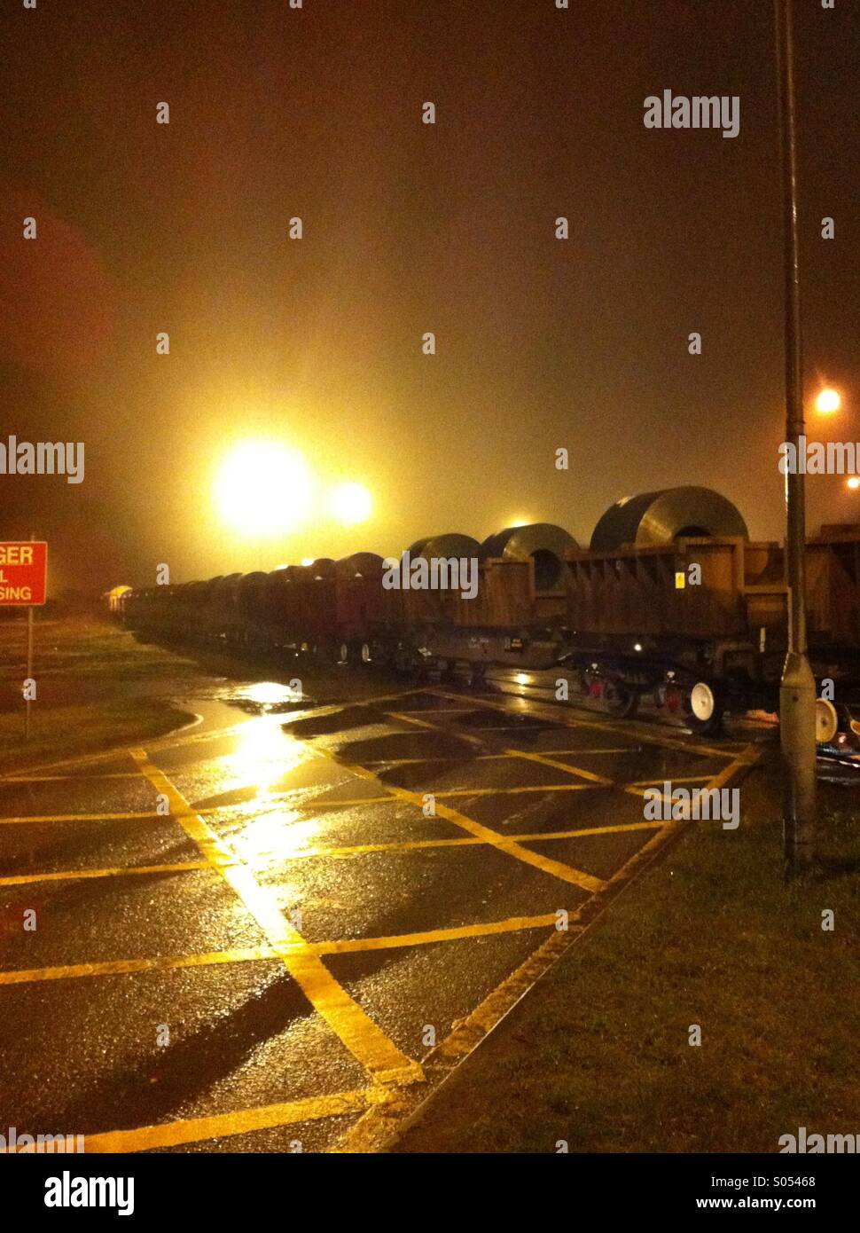 Night train hi-res stock photography and images - Alamy