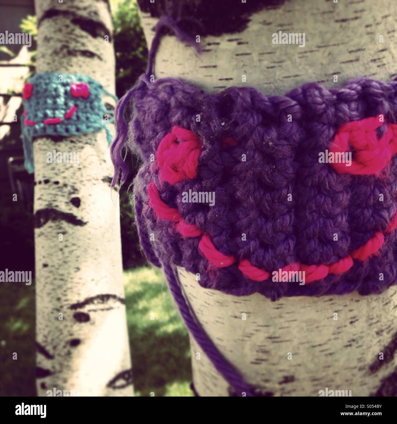 Yarn Bomb Tree Stock Photos & Yarn Bomb Tree Stock Images - Alamy