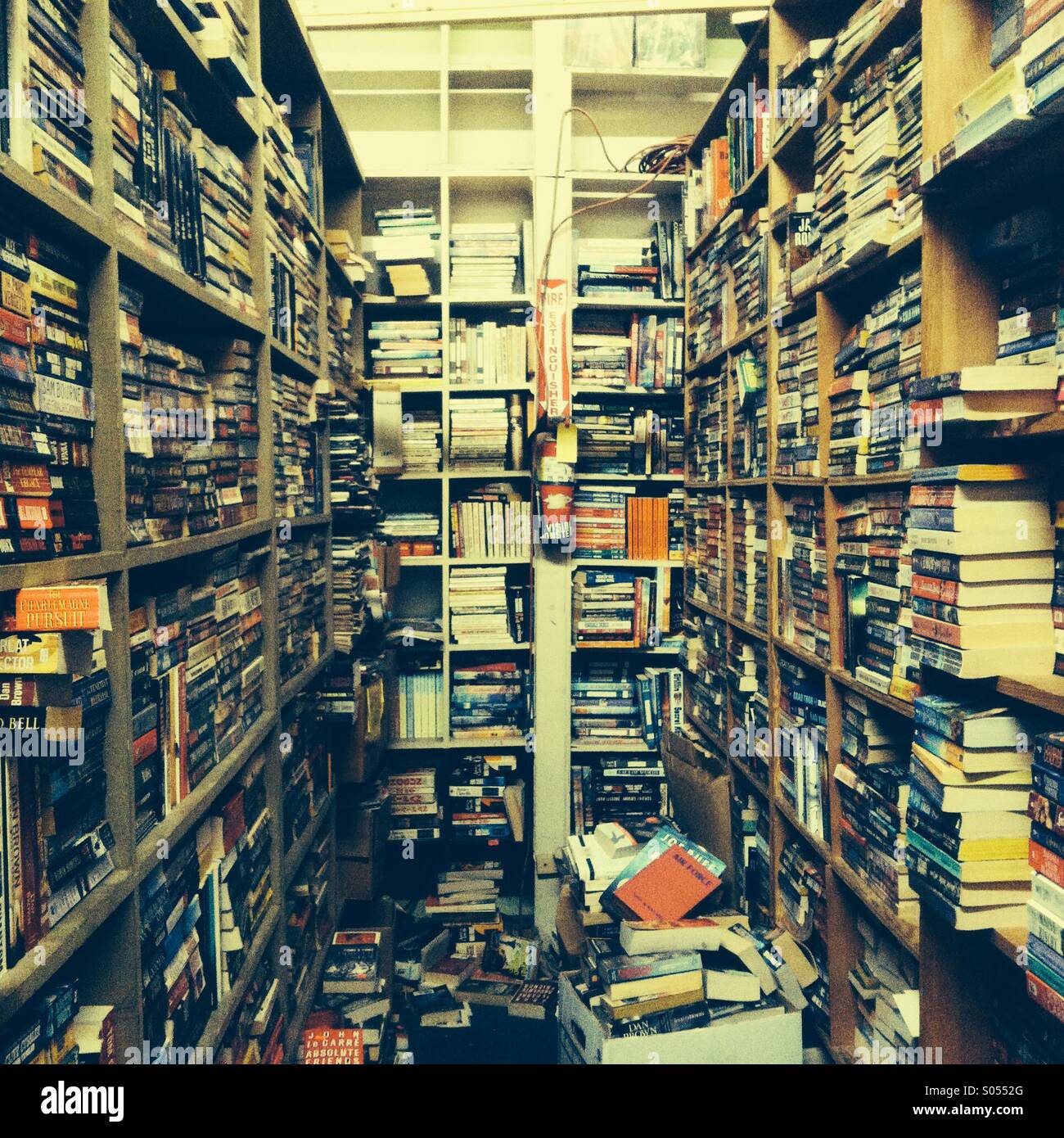 Books shelf romance hi-res stock photography and images - Alamy