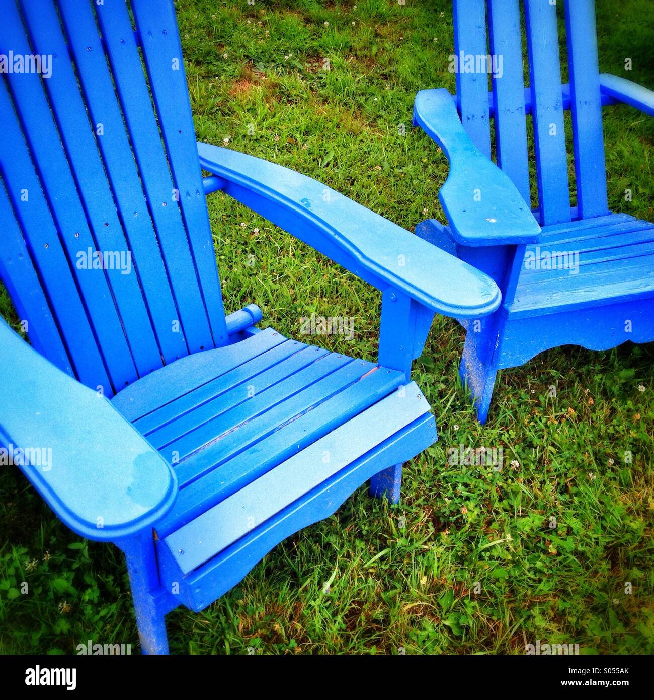 Garden patio blue chairs hi-res stock photography and images - Alamy