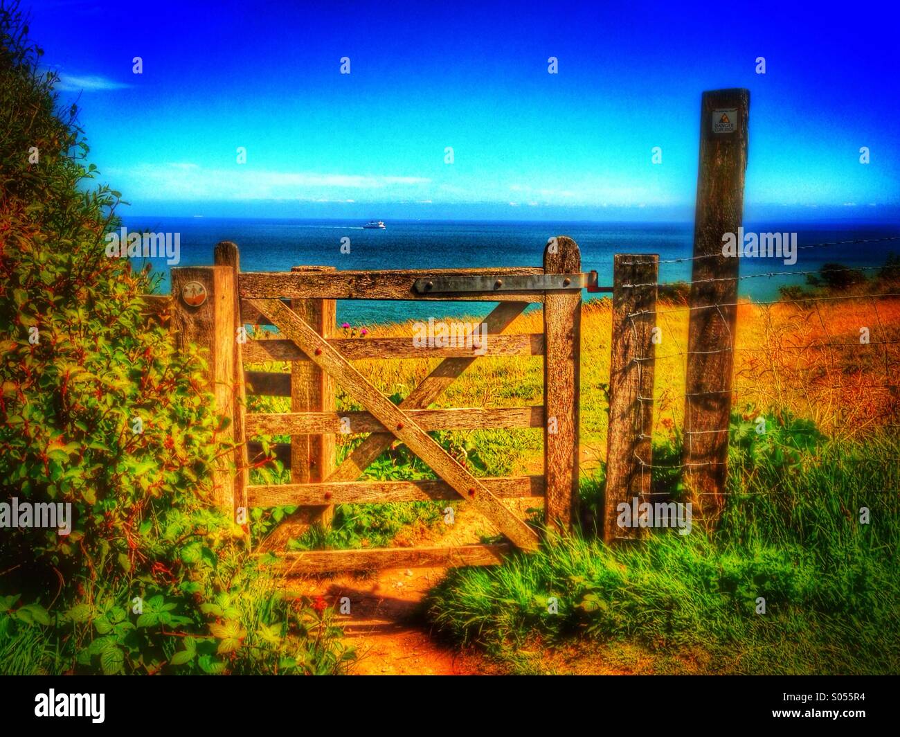 Foot path gate hi-res stock photography and images - Alamy