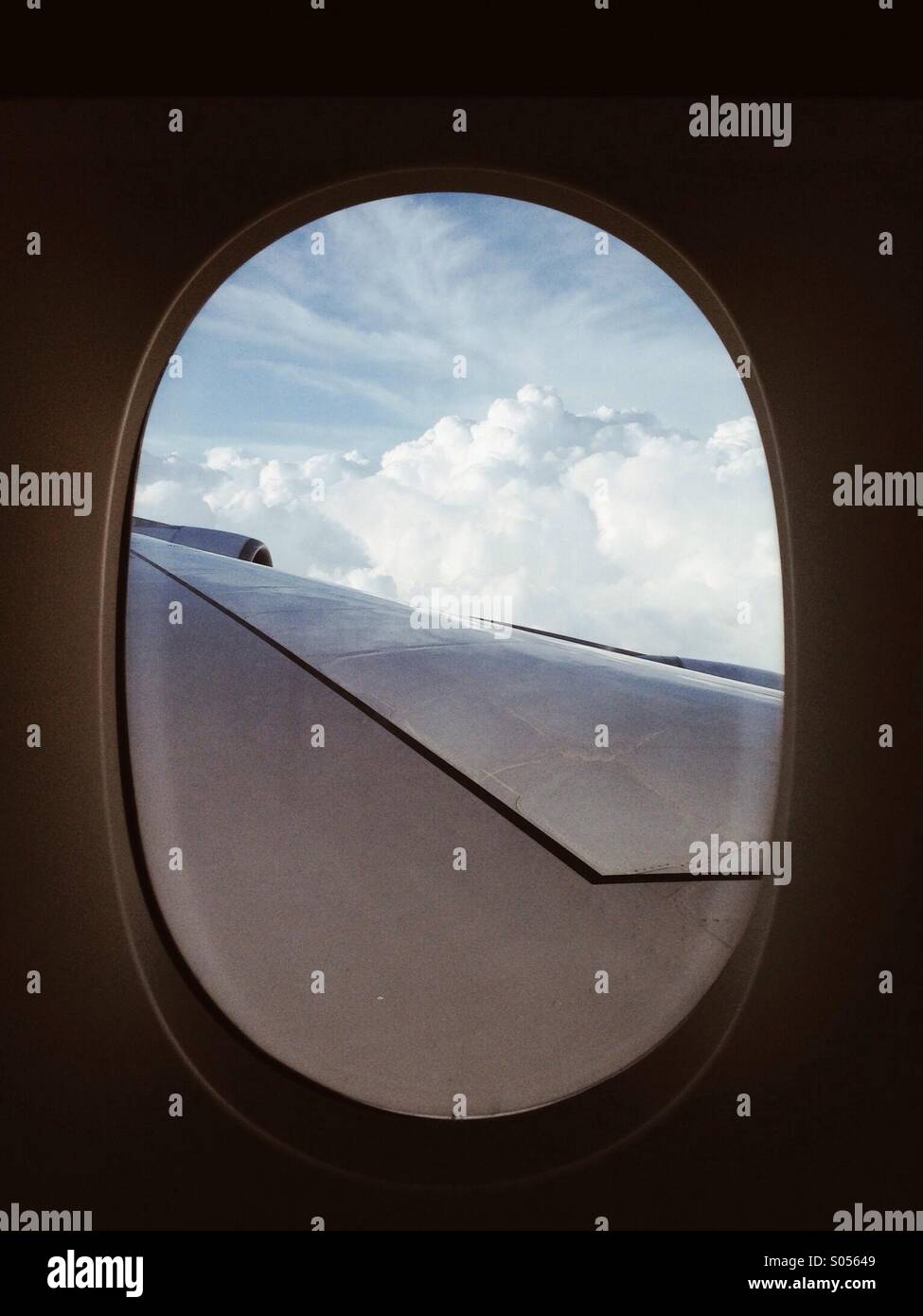 Looking Out Plane Window Stock Photos & Looking Out Plane Window Stock ...