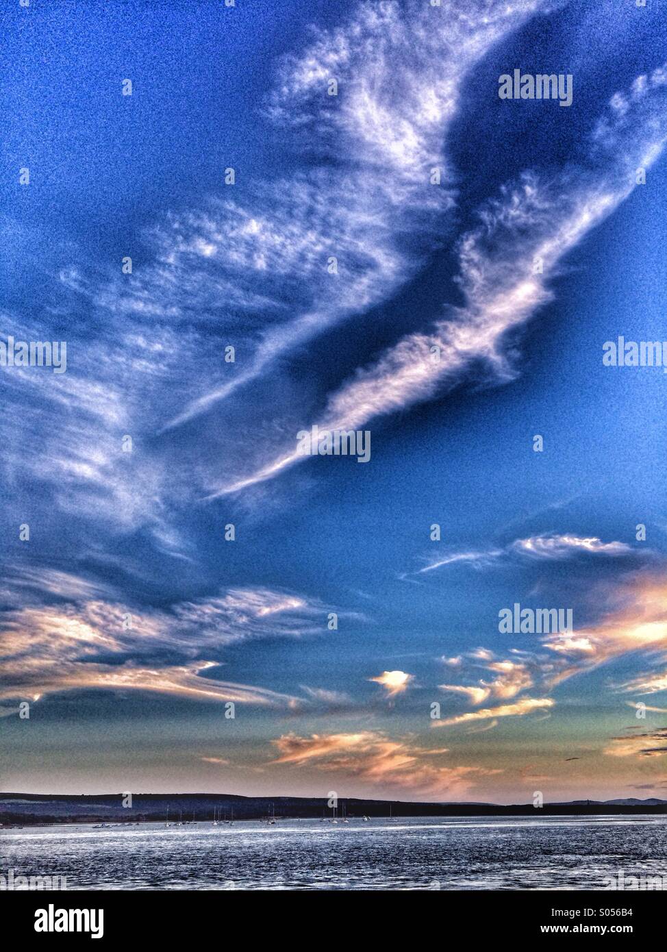 Clouds and the sea hi-res stock photography and images - Alamy