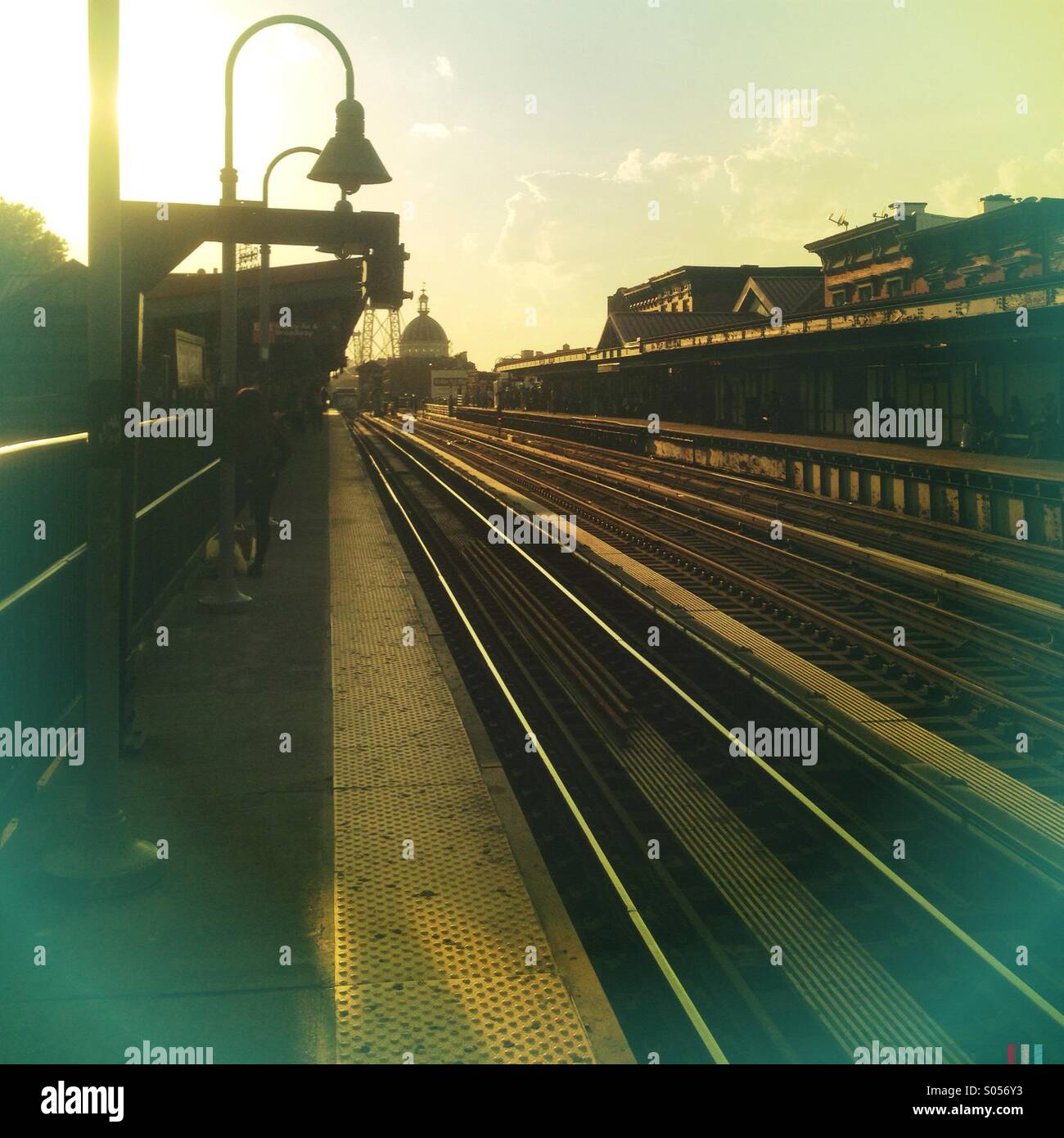 Early morning at the Lorimer subway station on the M J Z MTA subway ...