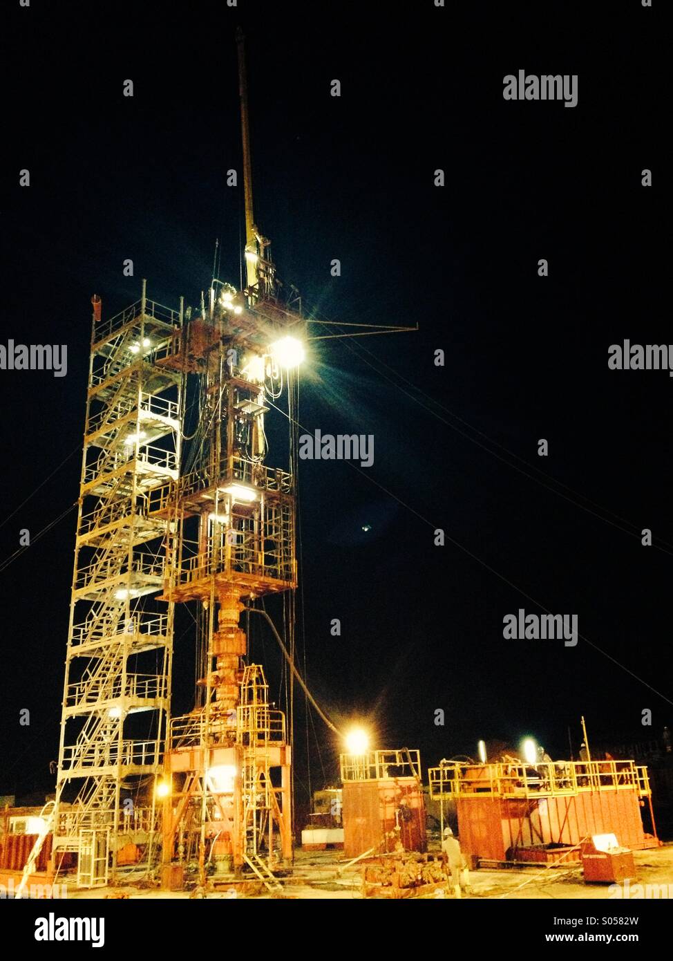 Oil winning hi-res stock photography and images - Alamy