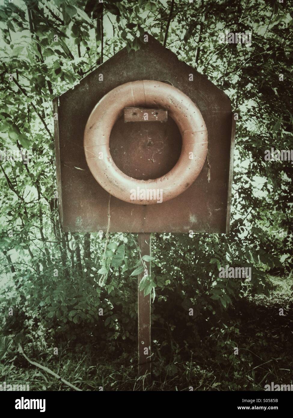 Life preserver ring hi-res stock photography and images - Alamy