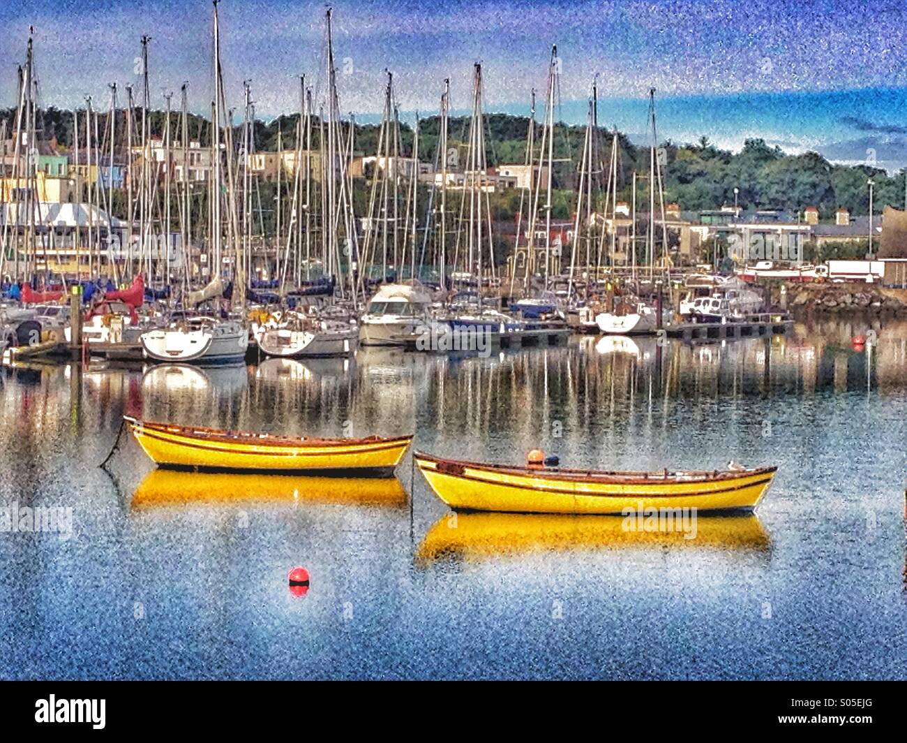 Full rowing boats hi-res stock photography and images - Alamy