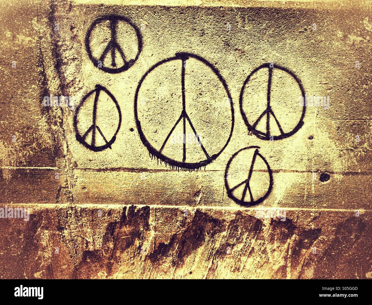 Peace sign hi-res stock photography and images - Alamy