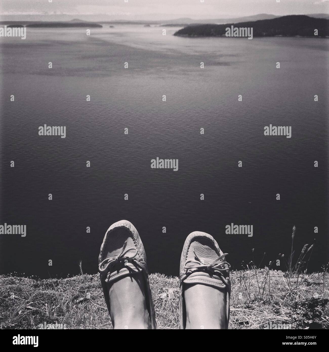 Photo of feet hi-res stock photography and images - Alamy
