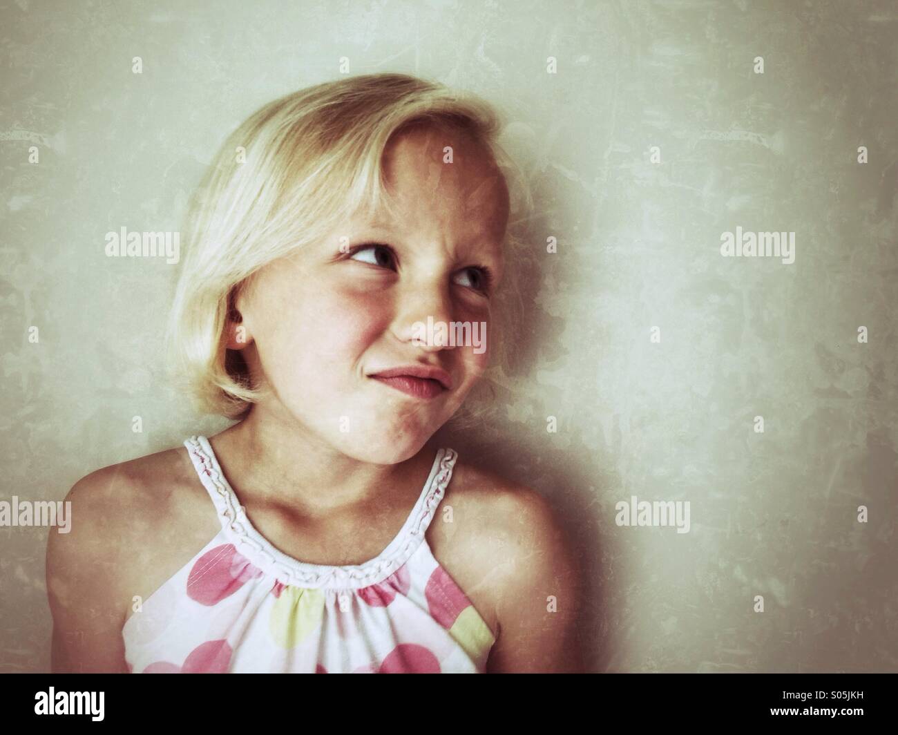 Annoyed look hi-res stock photography and images - Alamy