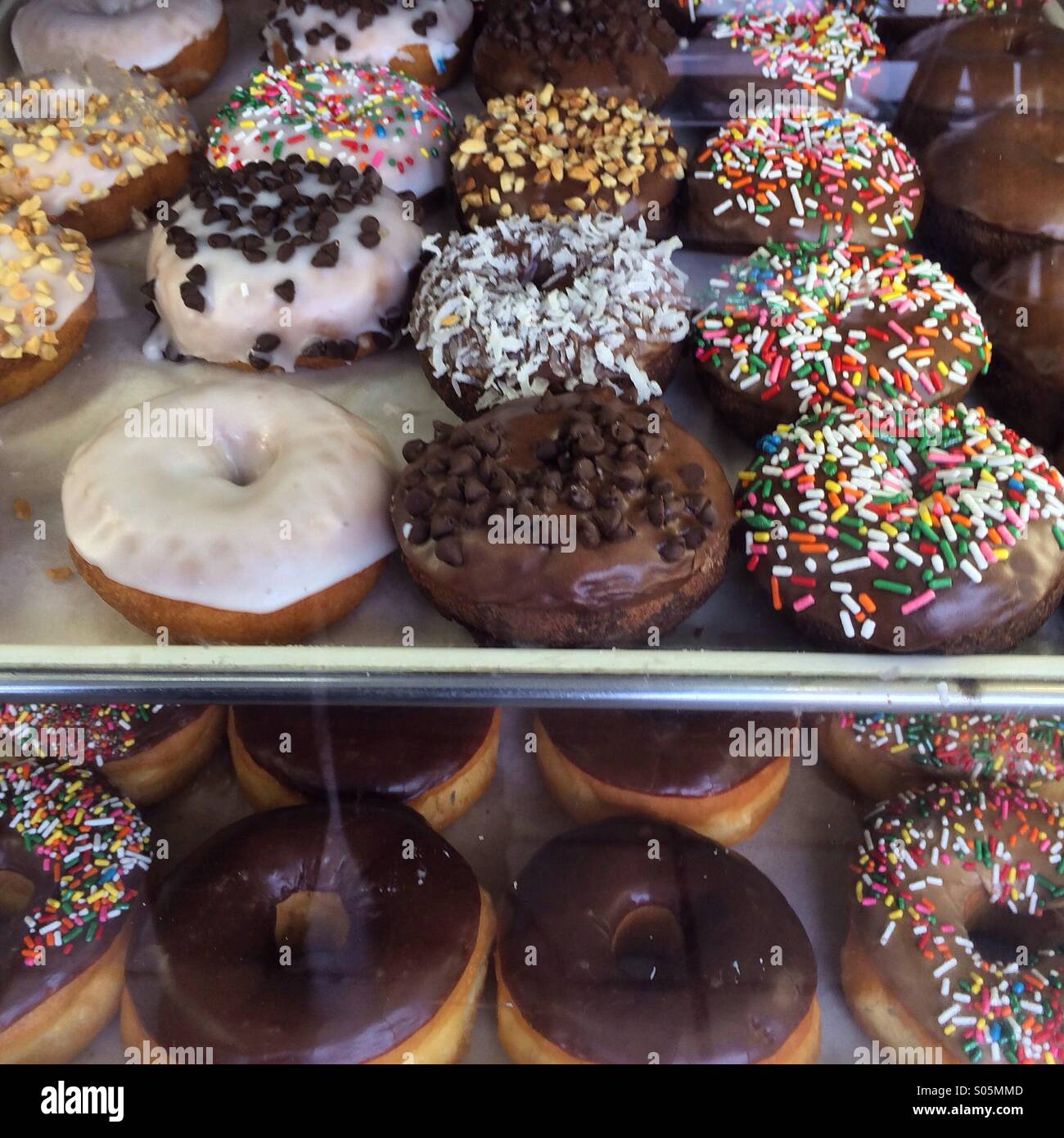 Donut tray hi-res stock photography and images - Alamy