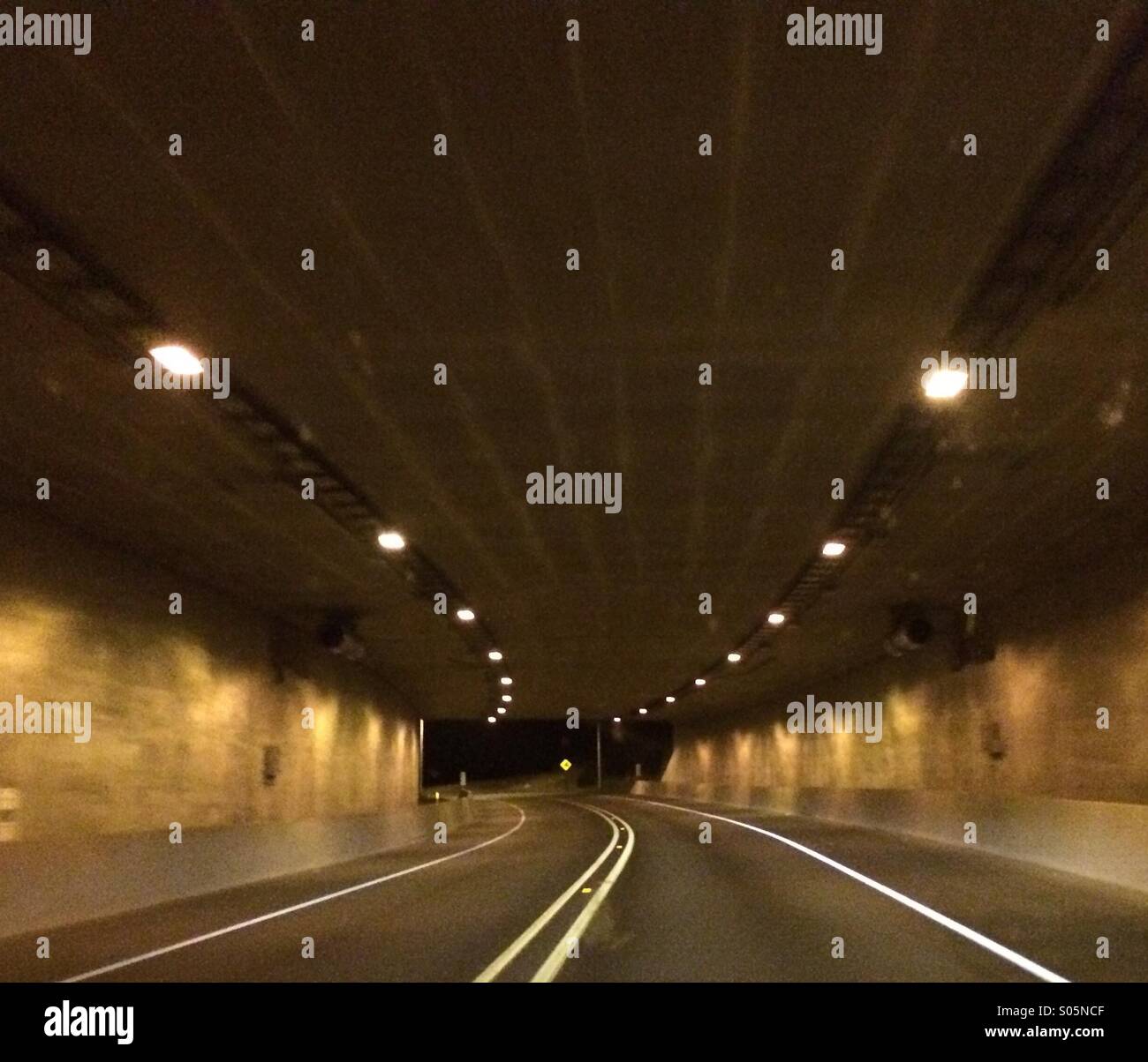 Tunnel vision hi-res stock photography and images - Alamy