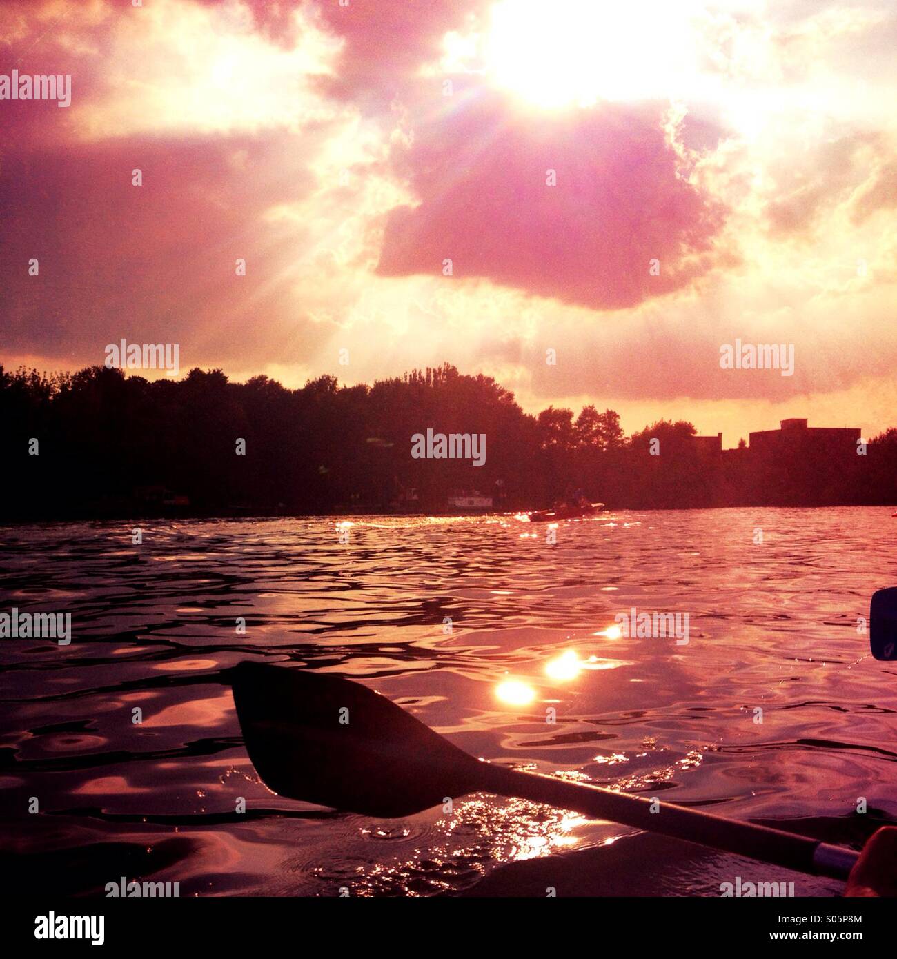 Rowing oar hi-res stock photography and images - Alamy