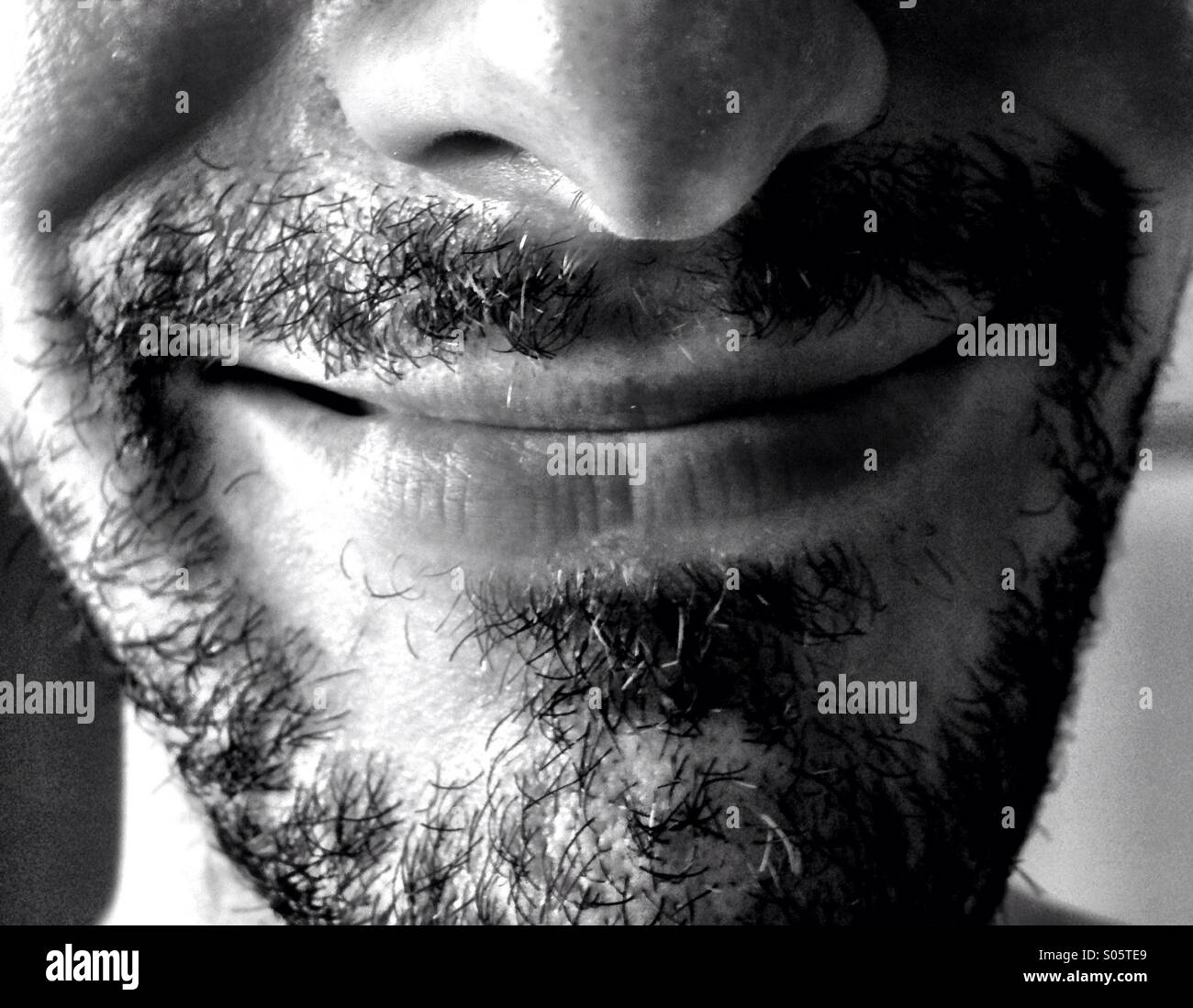 Close mouth smile hi-res stock photography and images - Alamy