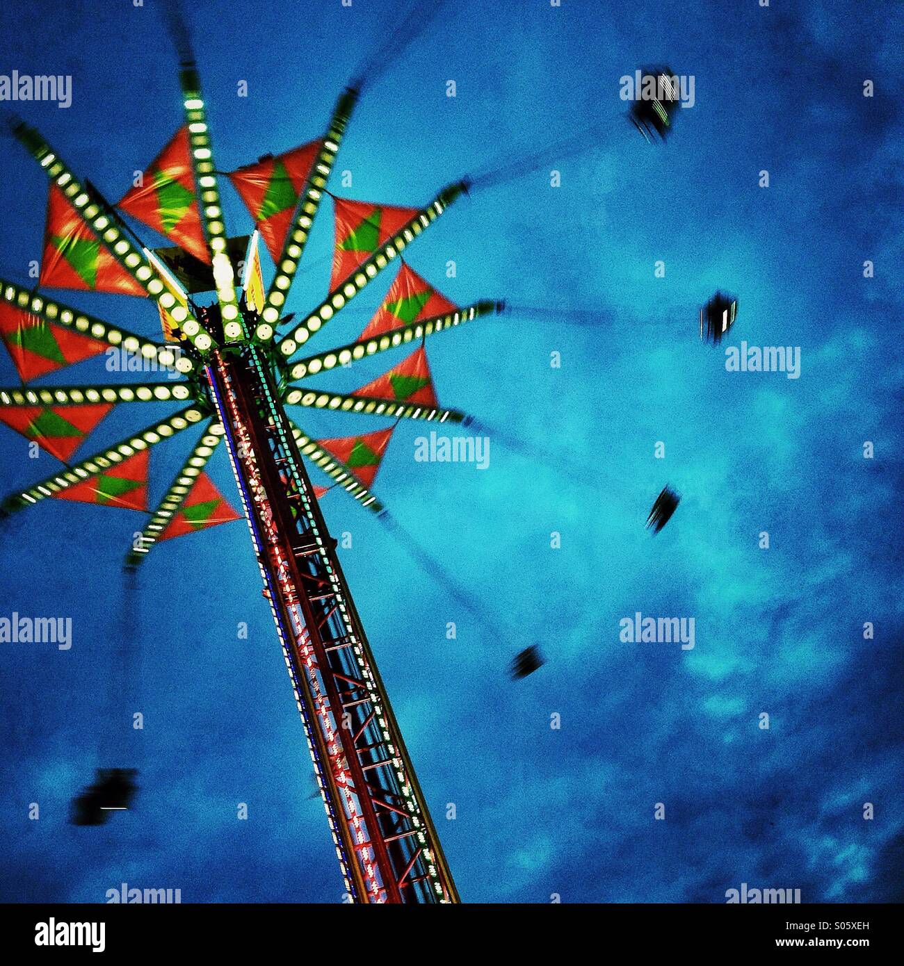 County fair thrill ride Stock Photo - Alamy