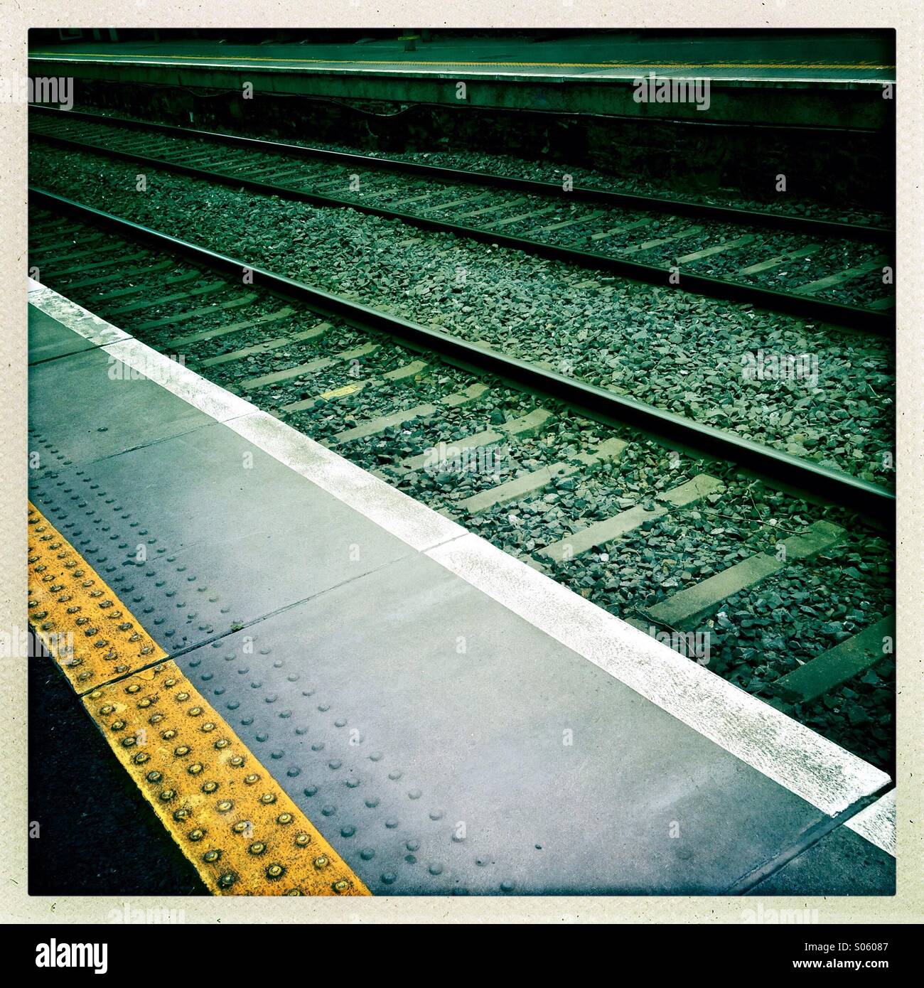 Train track hi-res stock photography and images - Alamy