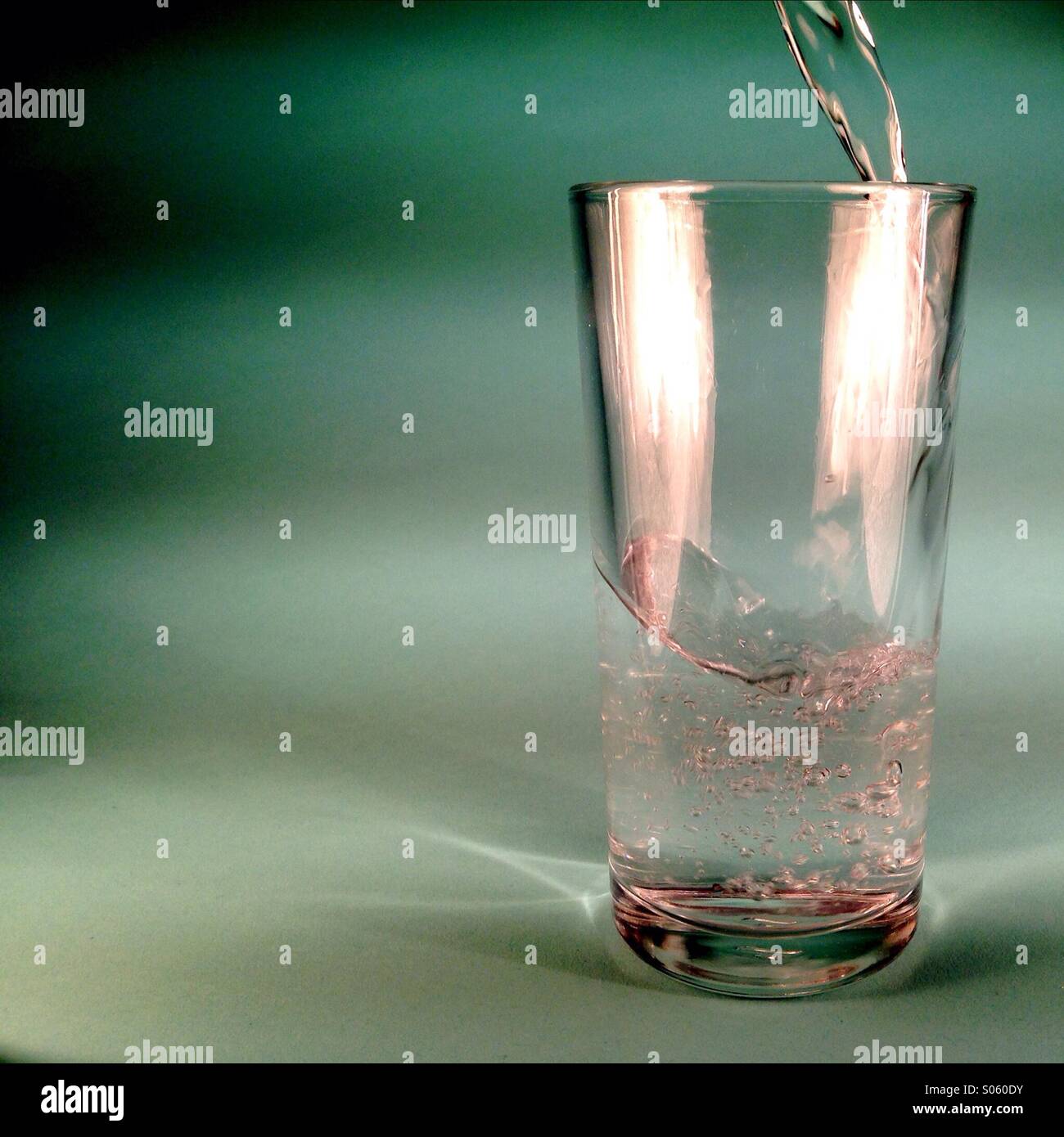 Liquid pouring hi-res stock photography and images - Alamy