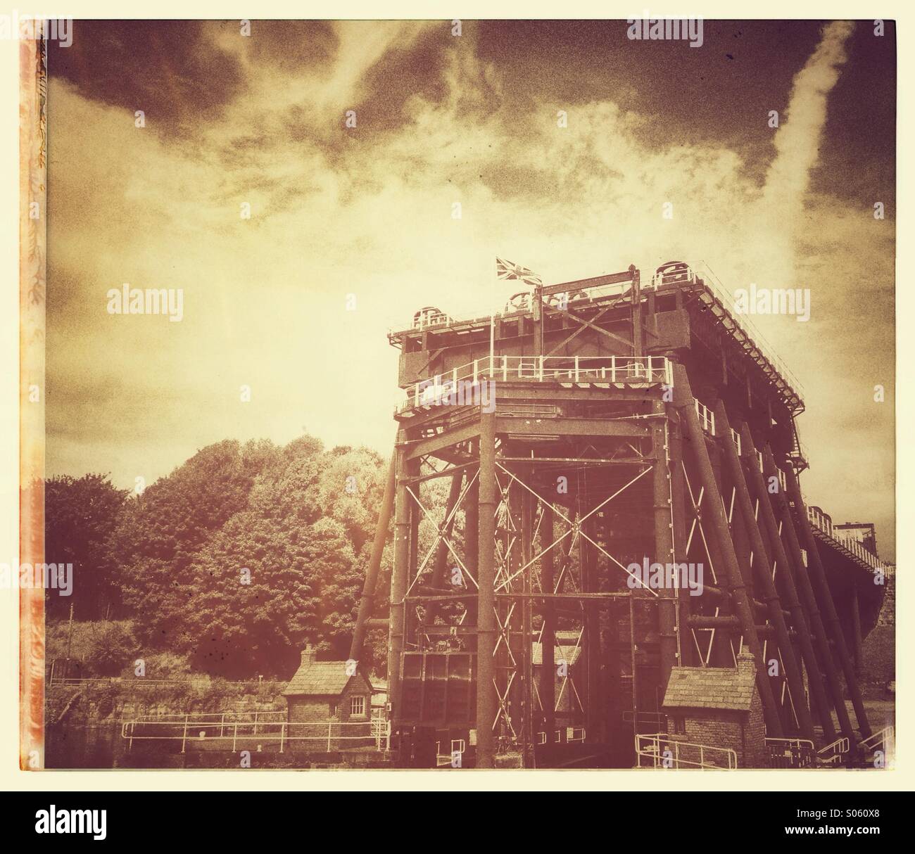 Victorian boat lift hi-res stock photography and images - Alamy