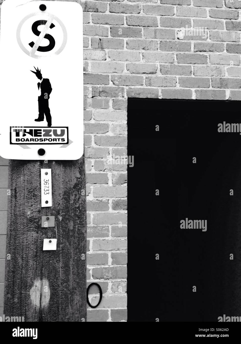 No standing sign hi-res stock photography and images - Alamy