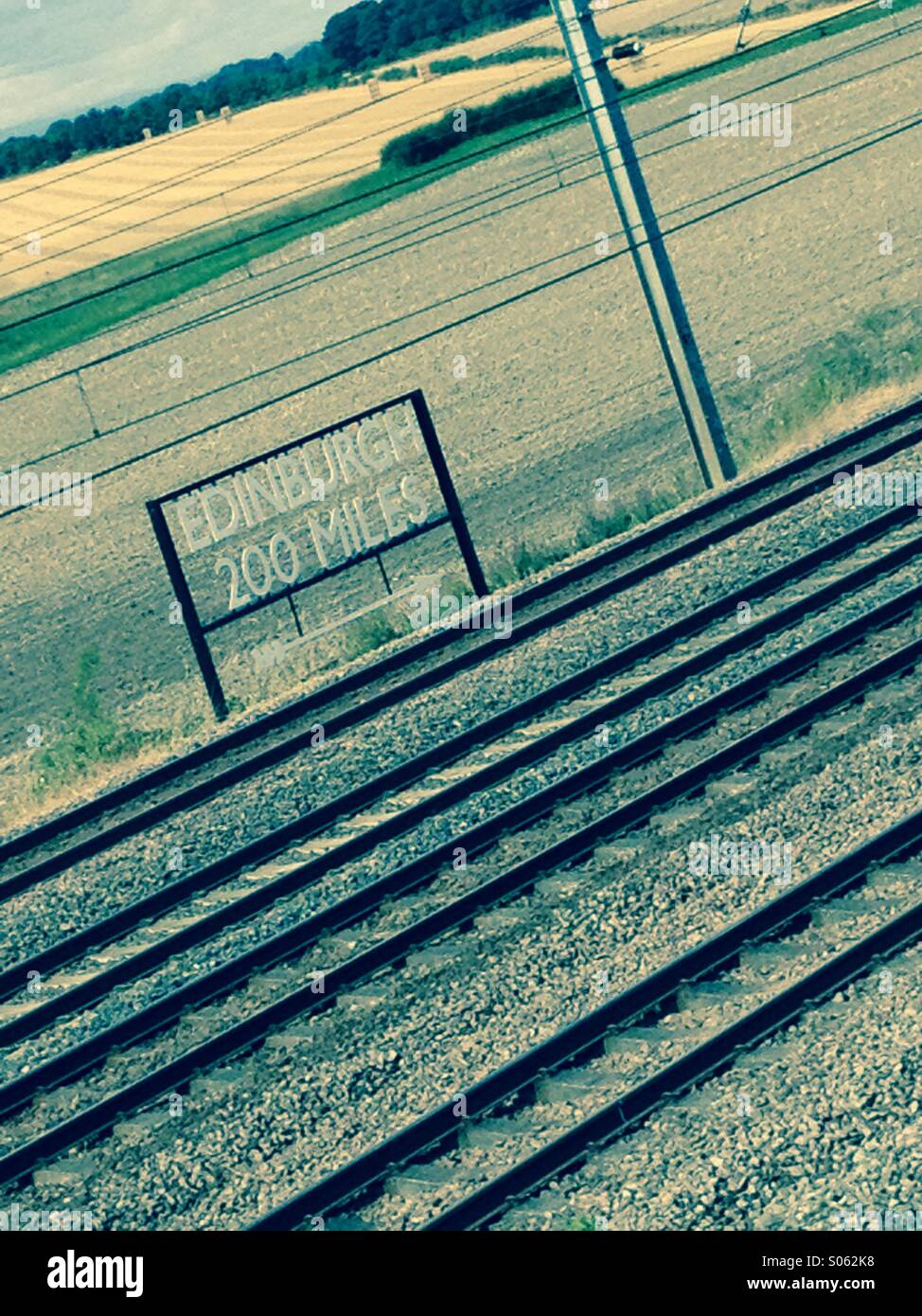 Edinburgh 200 miles hi-res stock photography and images - Alamy