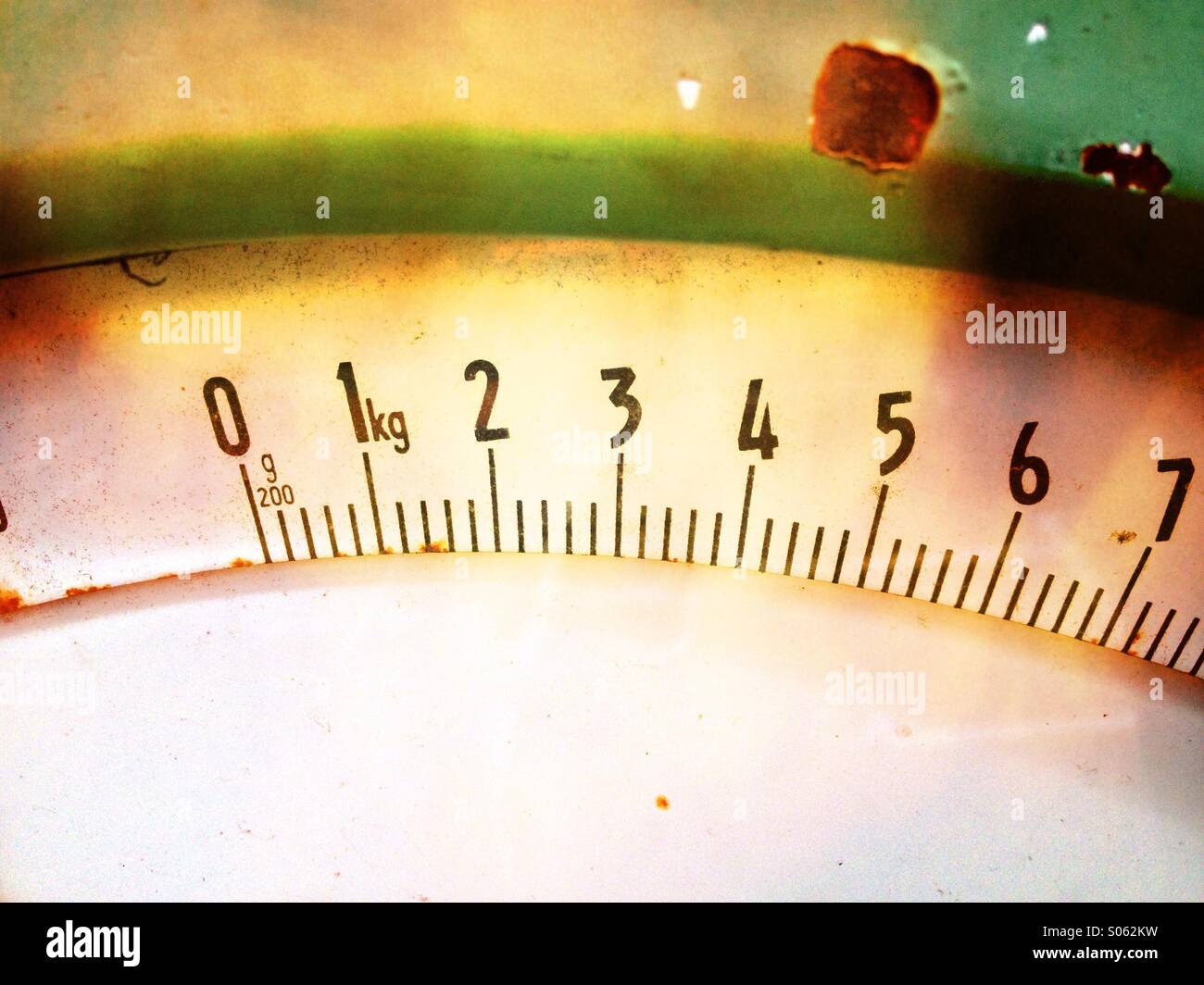 Weigh 1 kg hi-res stock photography and images - Alamy
