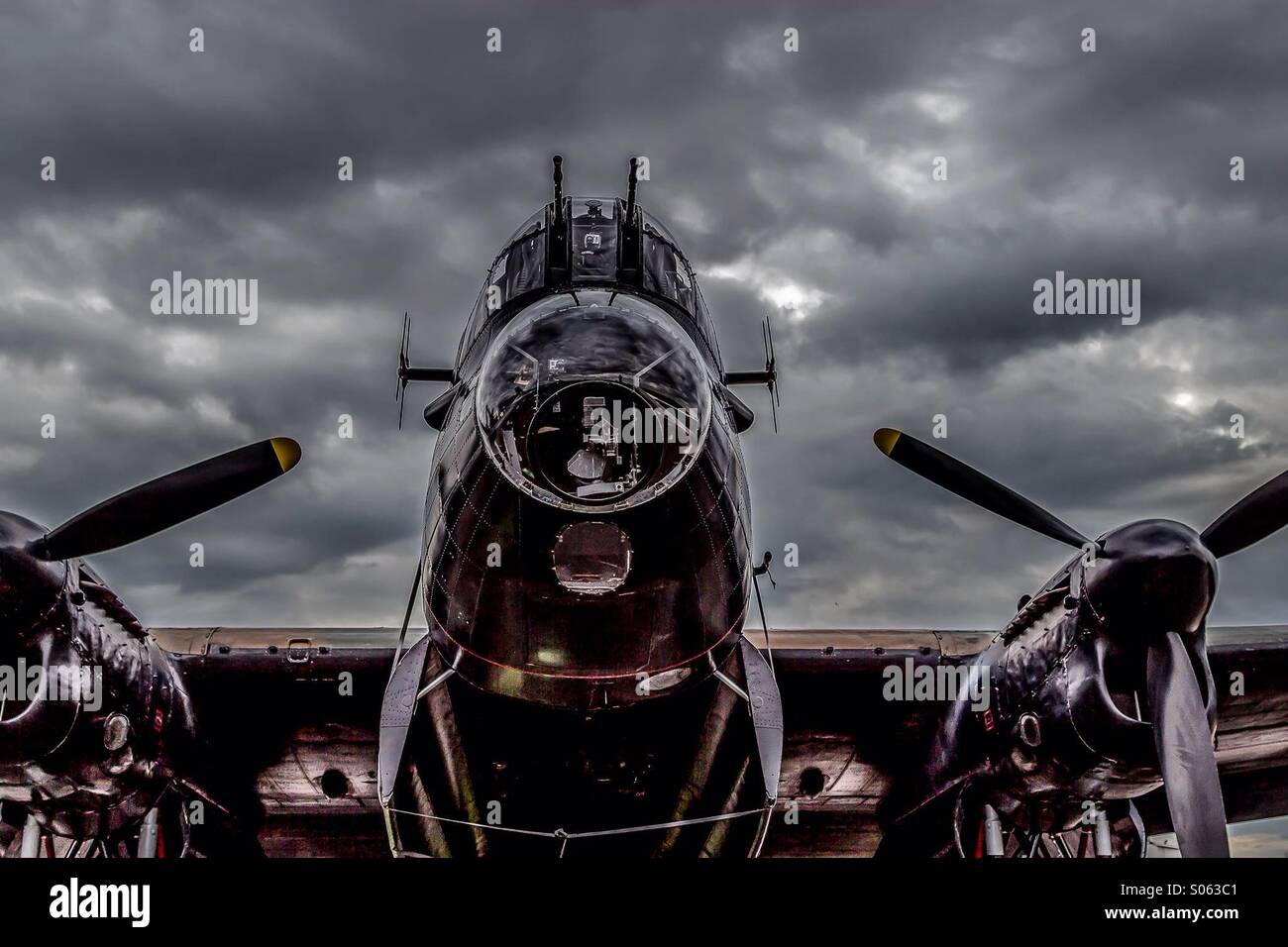 Avro lanc hi-res stock photography and images - Alamy