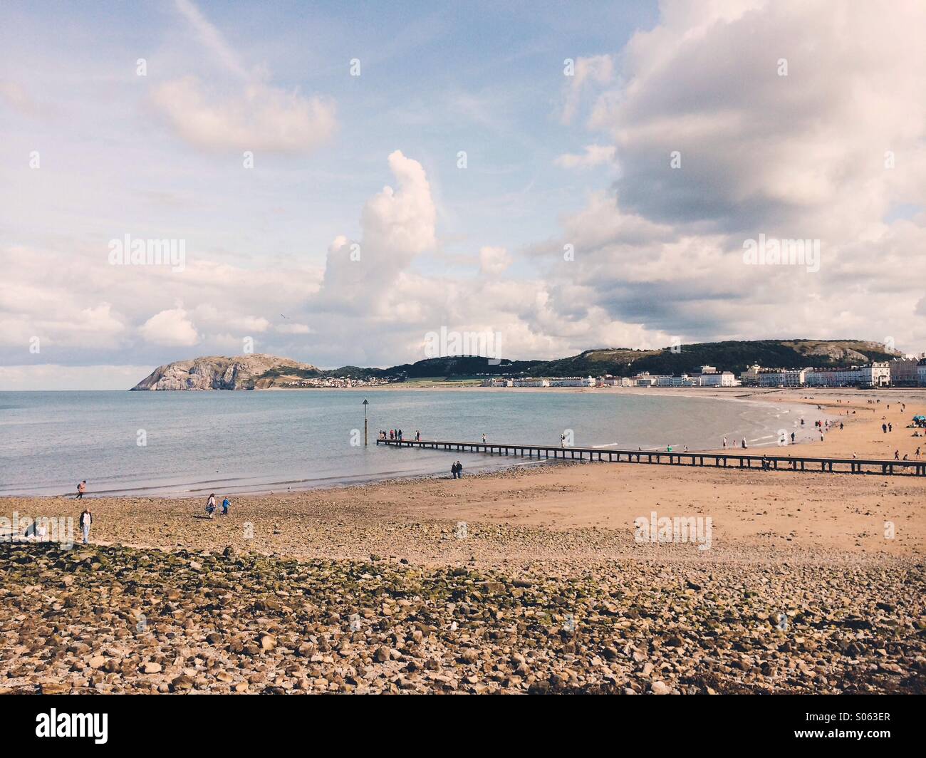 Llandudno beach hi-res stock photography and images - Alamy