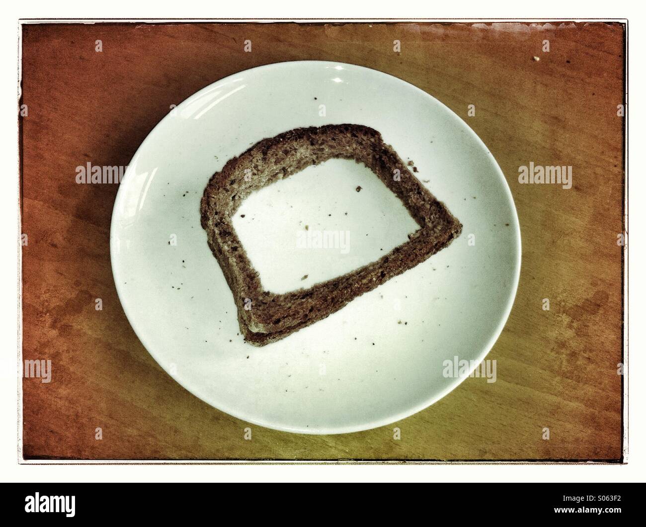 Plate crust hi-res stock photography and images - Alamy
