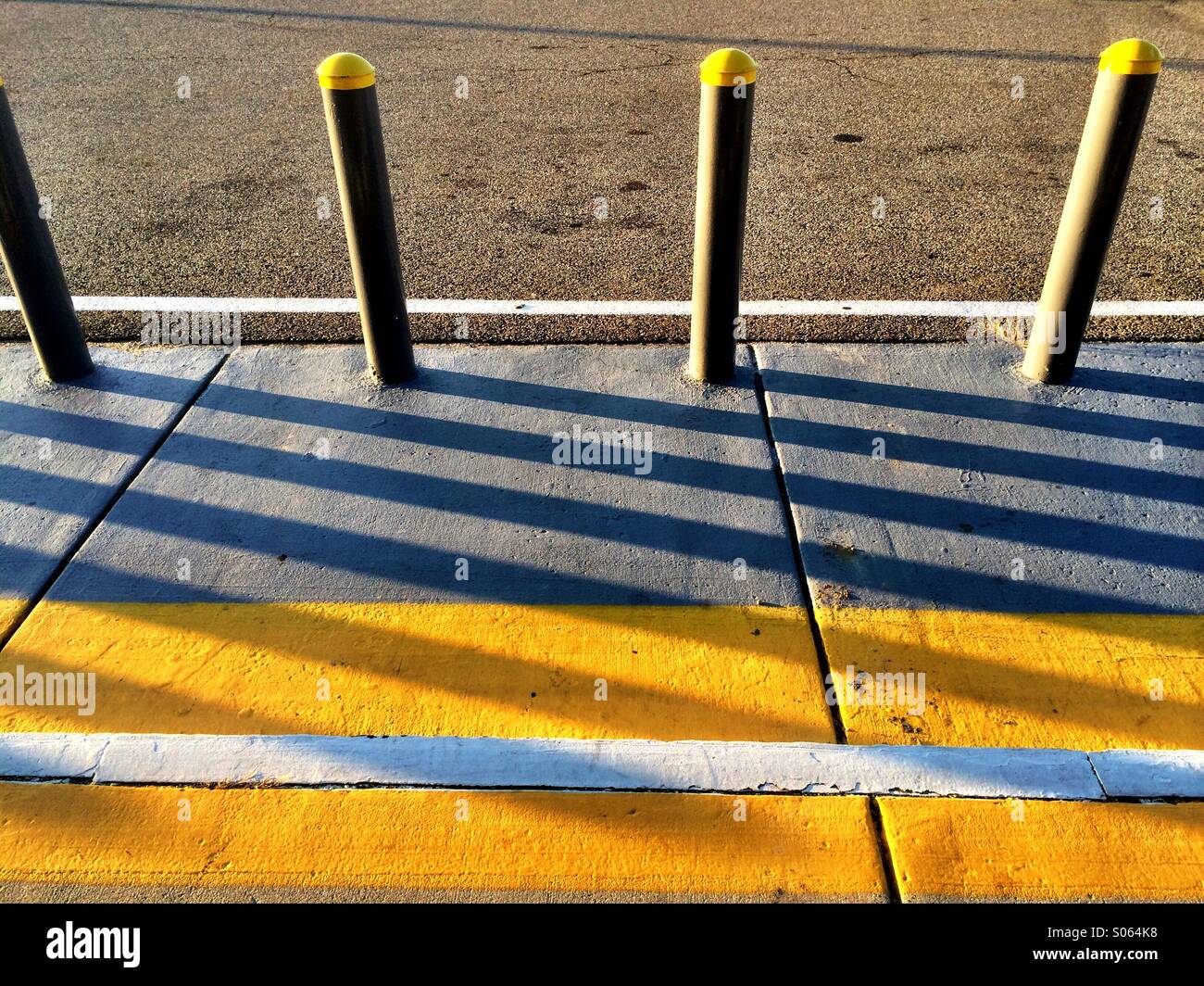 Diagonal form hi-res stock photography and images - Alamy