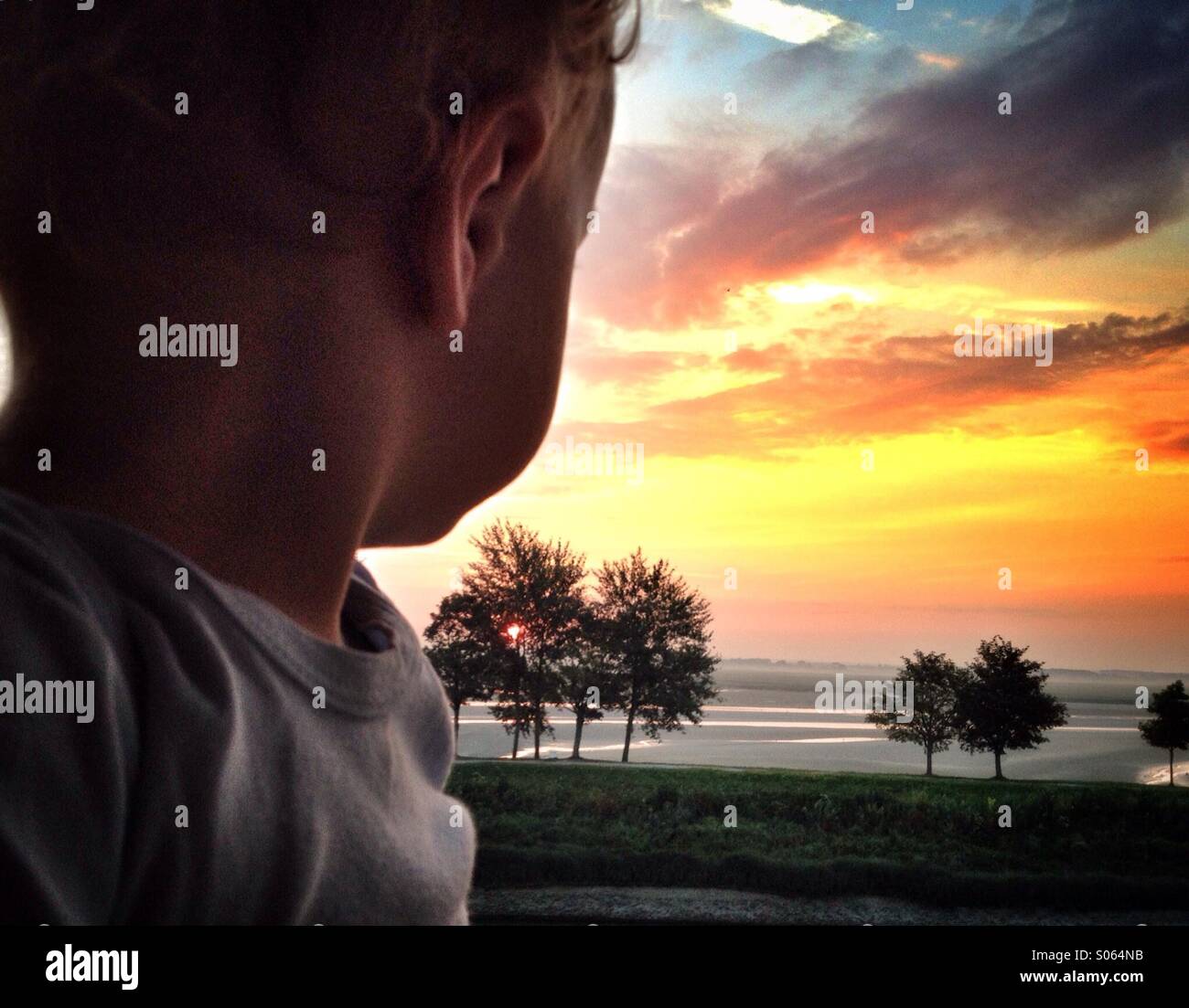 Watching lookout hi-res stock photography and images - Alamy