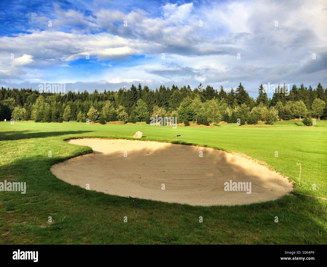 Twilight on a empty golf course Stock Photo - Alamy