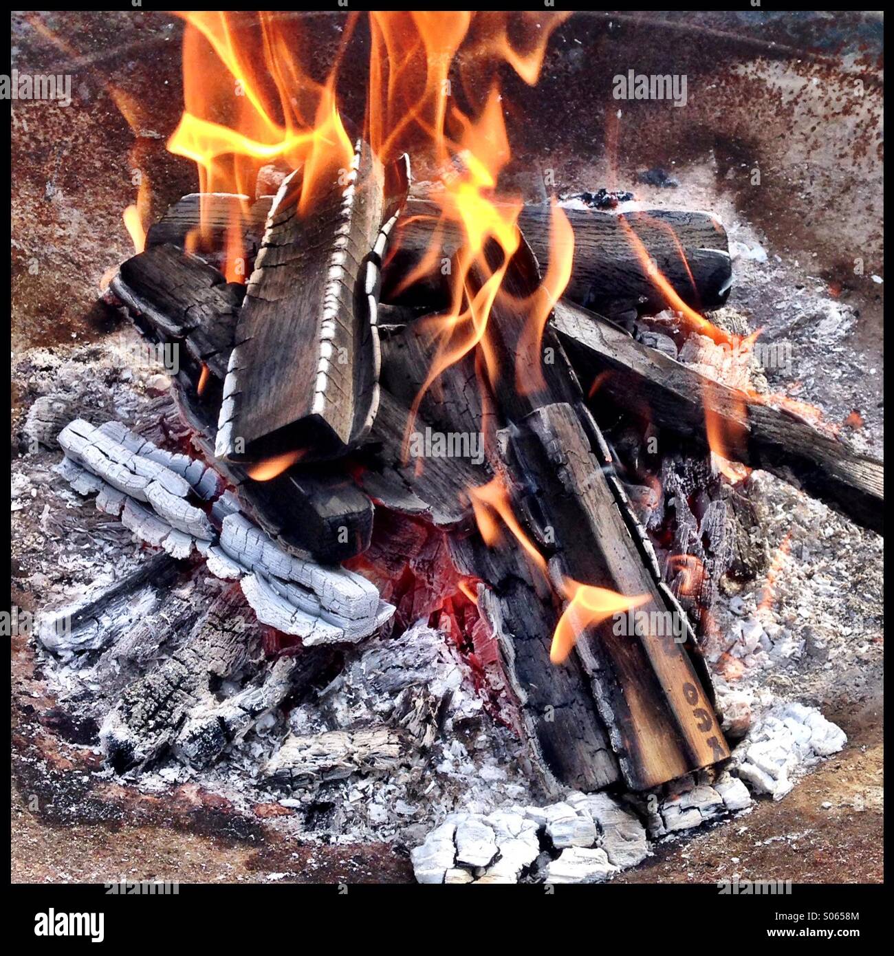 Fire Pit Stock Photos & Fire Pit Stock Images - Alamy