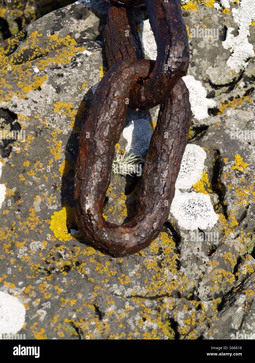 Rock chain hi-res stock photography and images - Alamy