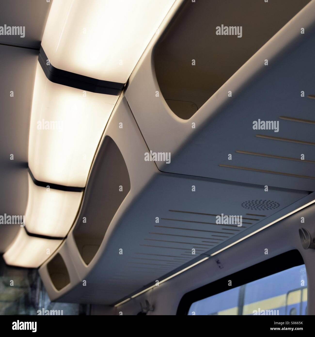 Luggage rack train hi-res stock photography and images - Alamy