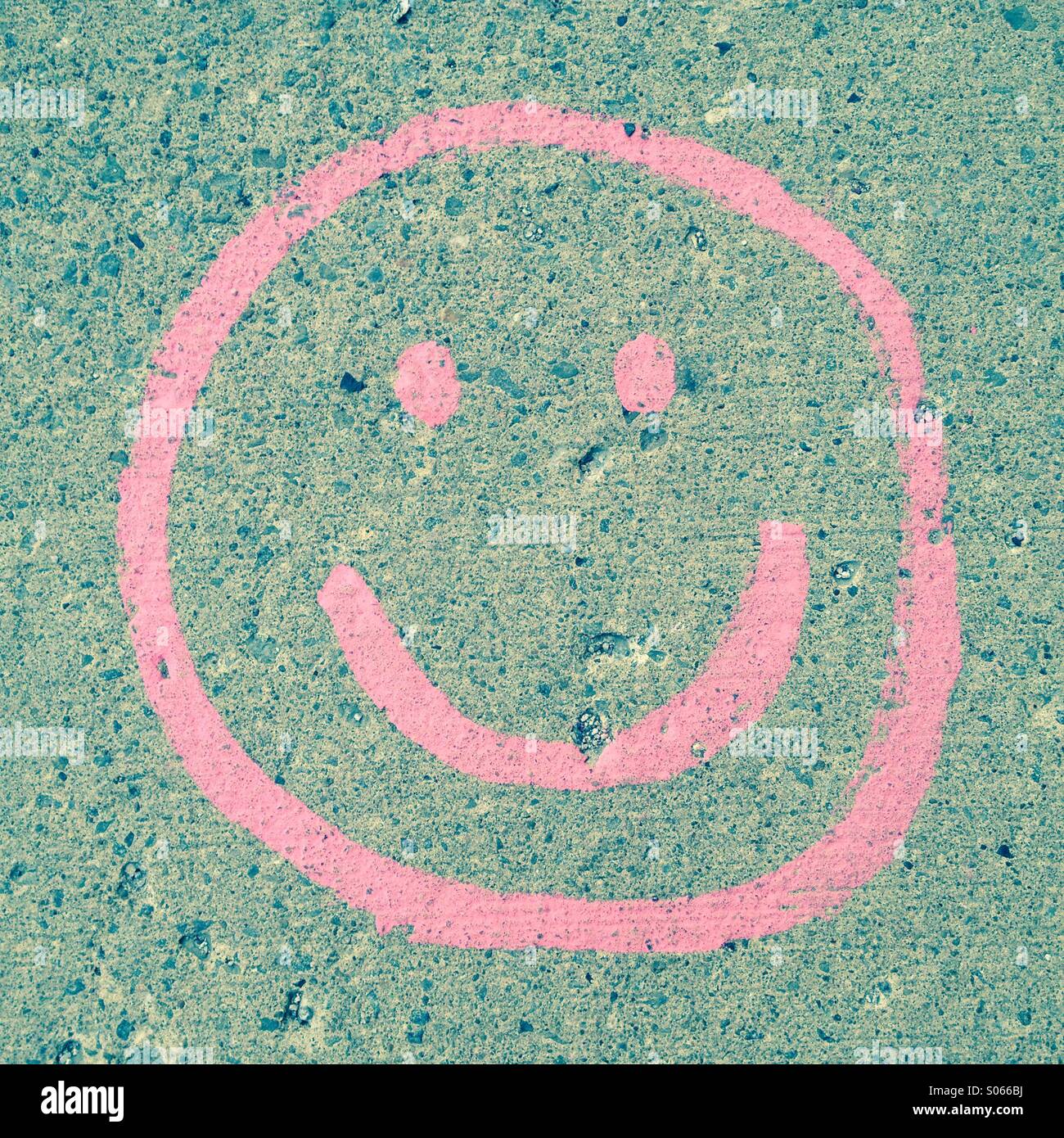 Smiley happy face hi-res stock photography and images - Alamy