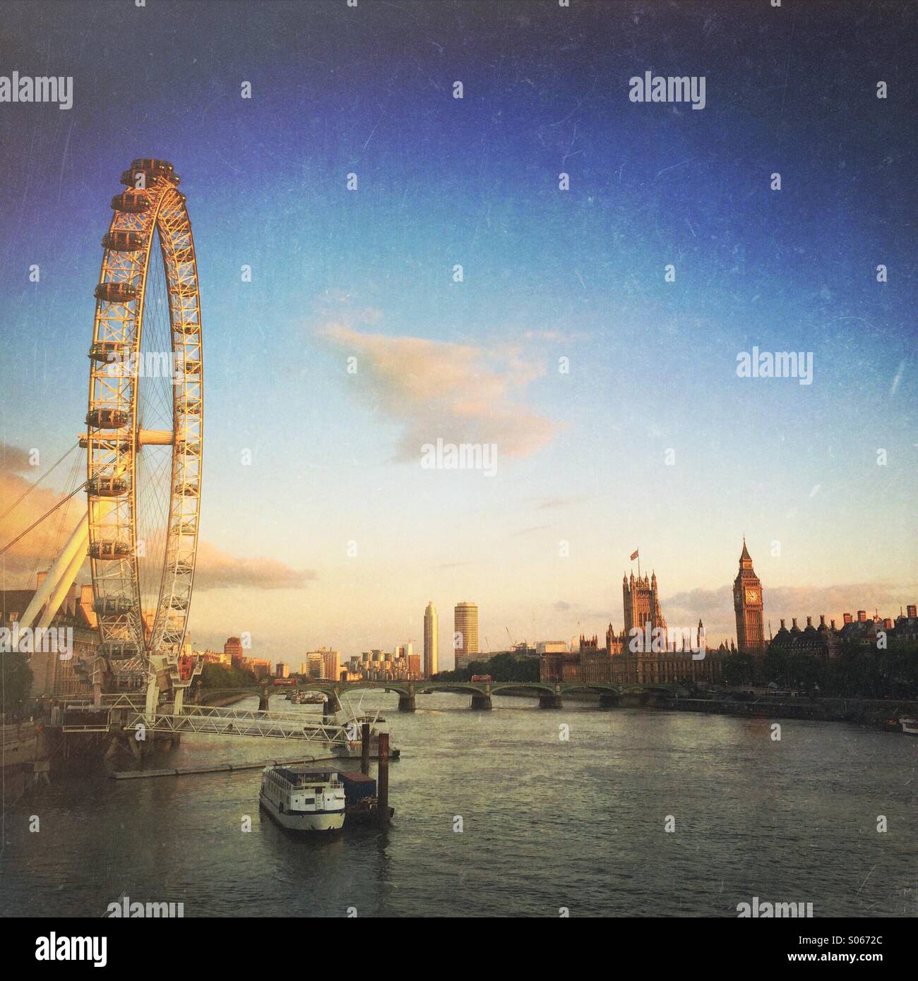 London city cityscape hi-res stock photography and images - Alamy