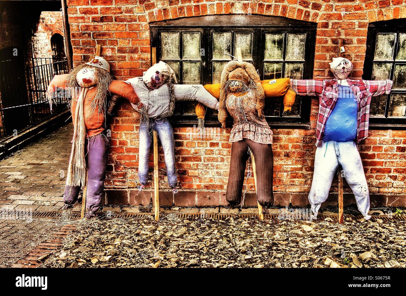 Scarecrows at night hi-res stock photography and images - Alamy