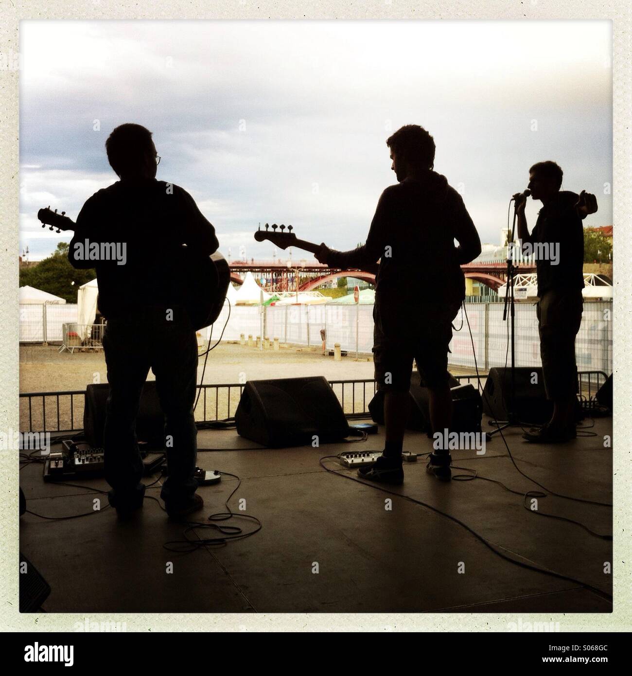 Sound check band hi-res stock photography and images - Alamy