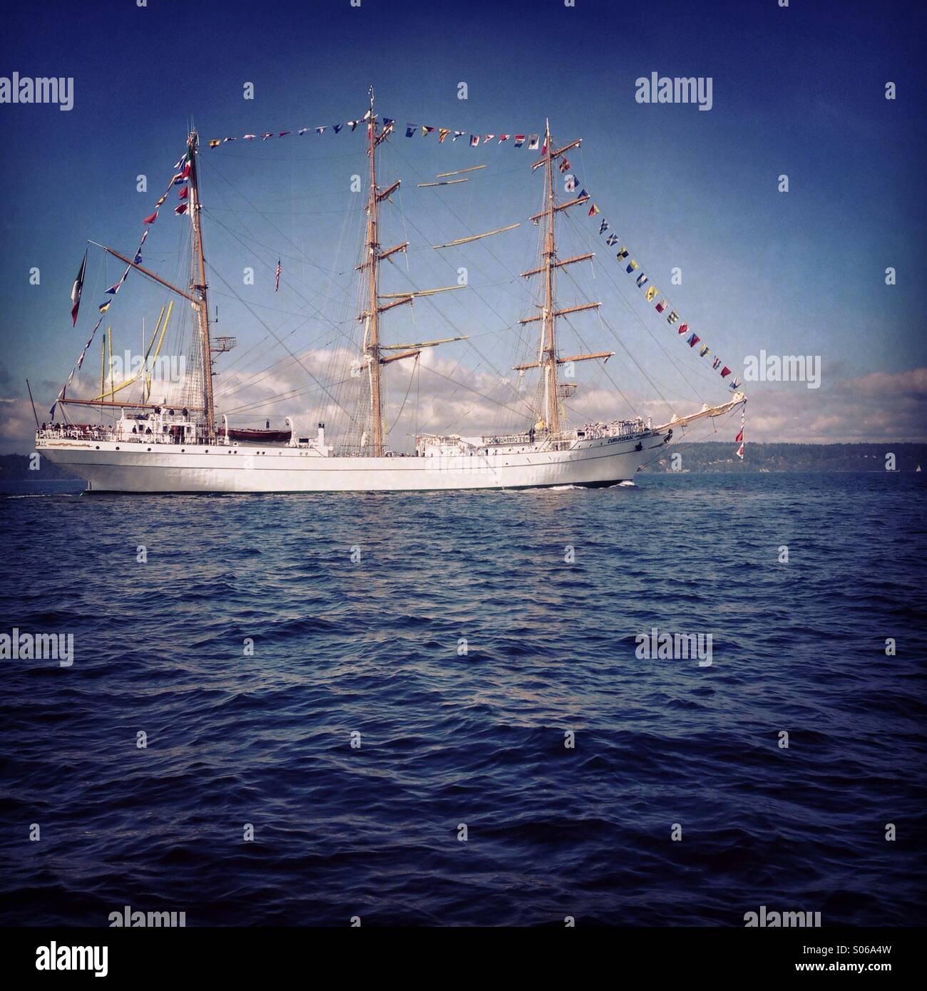 Mexican sailing ship hi-res stock photography and images - Alamy